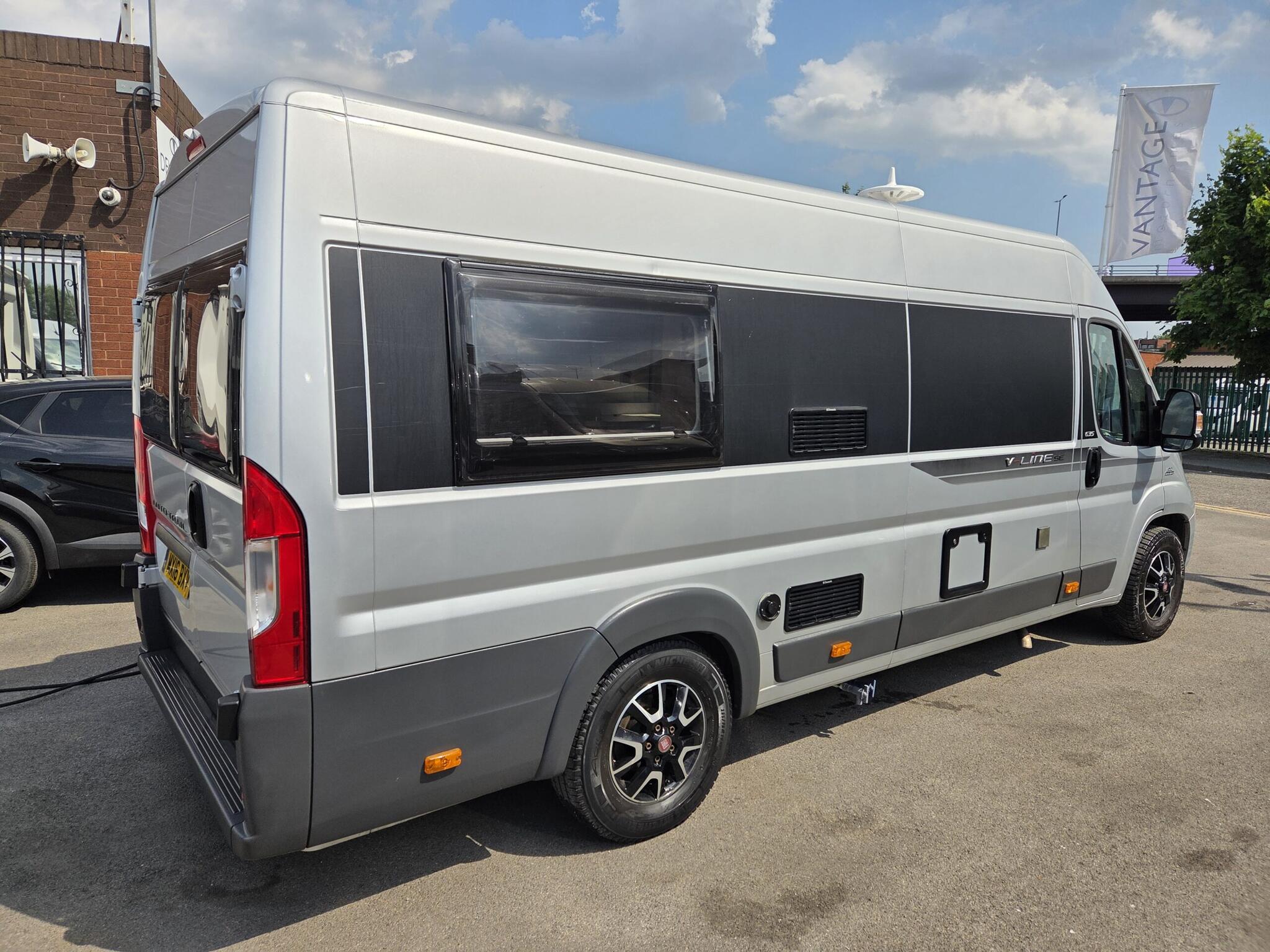 Autotrail V-Line 635 SE - Vantage Motorhomes